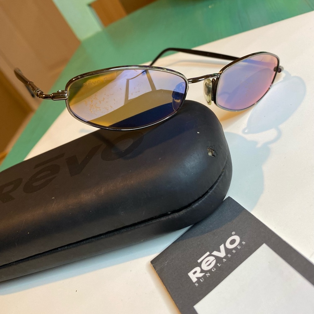 Revo Vintage 3012 Oval Clio Polarized H2o - Gem
